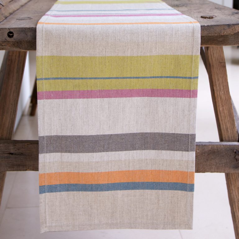 Carousel Table Runner - Adelene Simple Cloth
